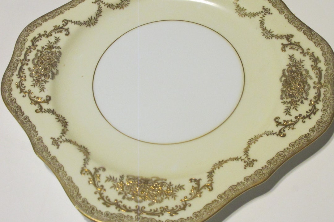 Noritake Gold Queen, Gold Encrusted Hand Painted China Hexagon Salad ...