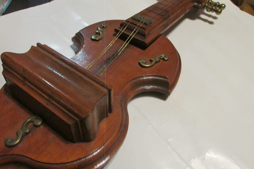 Wooden Varnished Decorative Violin Wall Planter With Brass Accents ...