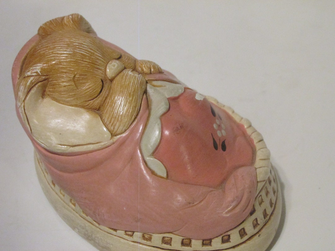 Bunny, Sleeping Bunny POPPET, Hand Painted Stonecraft by Pendelfin ...