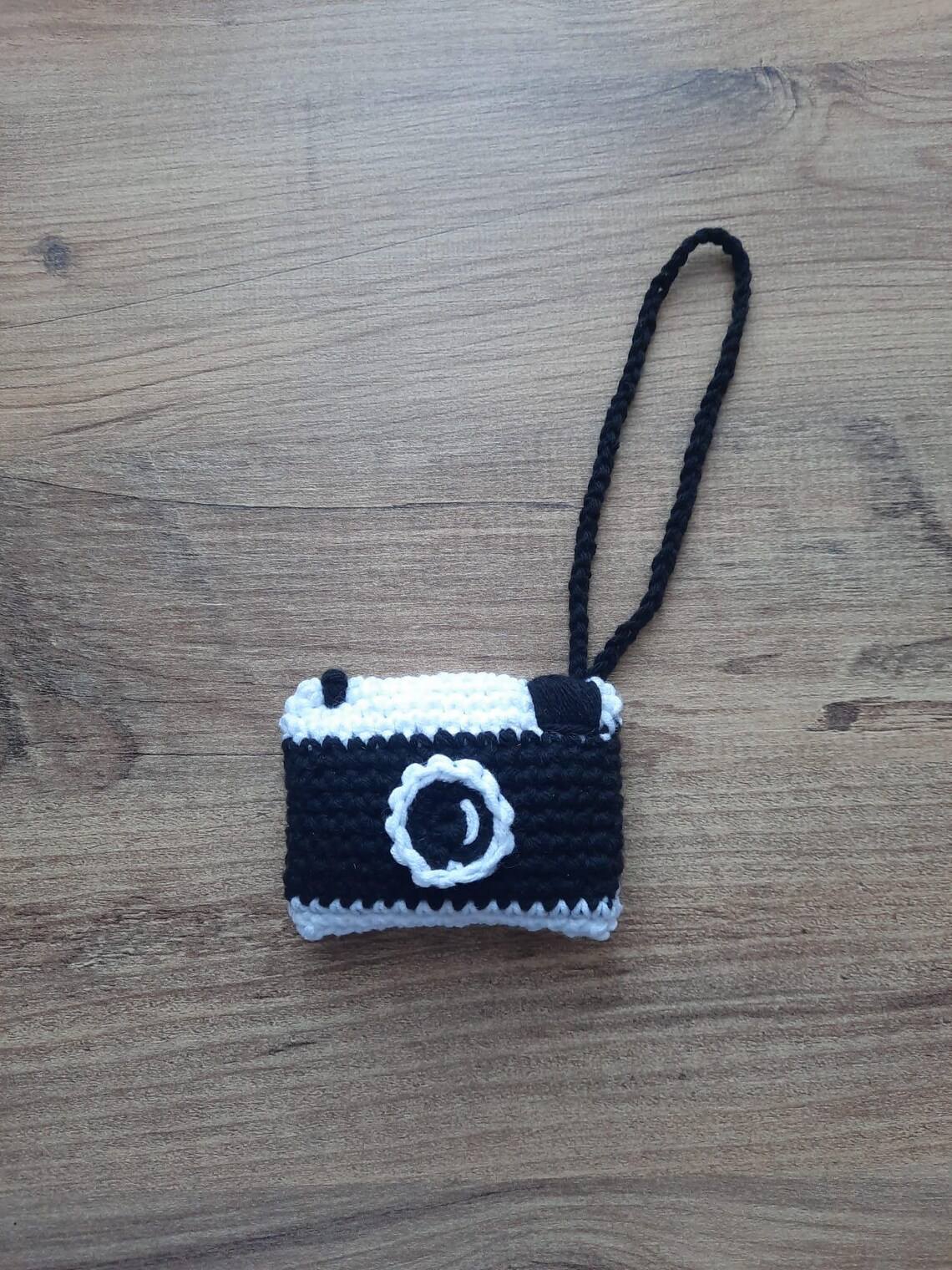 Crochet Camera Amigurumi Pattern: Miniature Keychain Toy (PDF Pattern ...