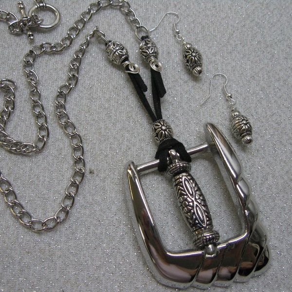 Belt Buckle Necklace - Etsy