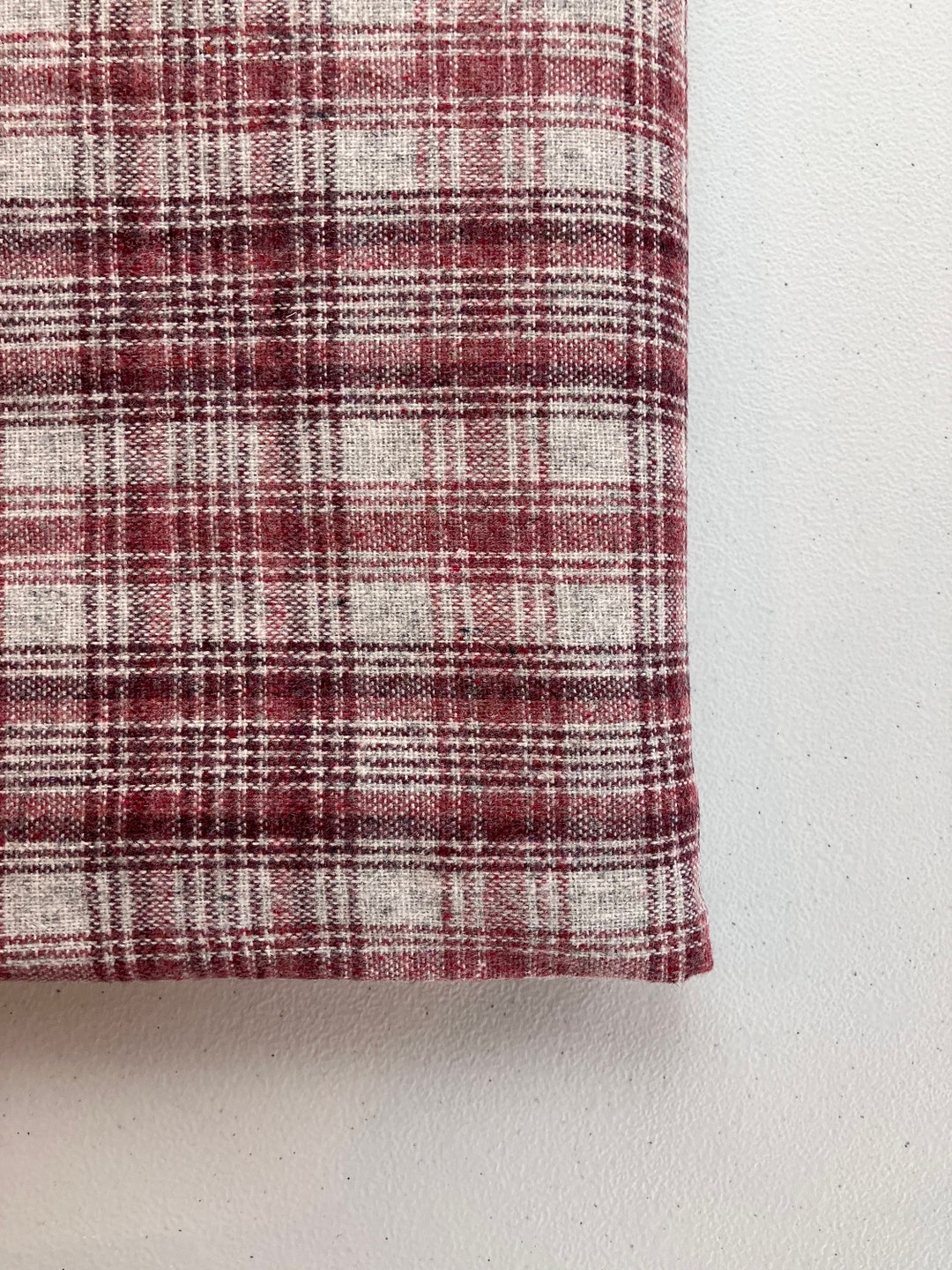 Vintage Fabric Wool Tartan Plaid Mauve Maroon Gray Grey Yardage Suiting ...