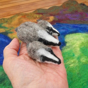 Needle Felted Badger Family, Medium Felt Animals, Play Mat Badgers ...