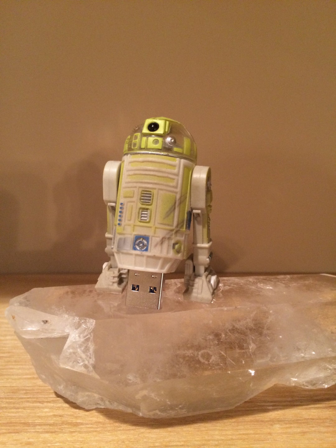 Custom Star Wars R3-T7 Flash USB Drive 16GB Sony Clear Dome - Etsy Hong ...