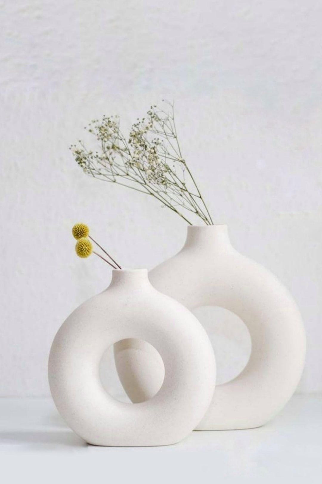 2-piece White Circle Vase Object Set Decorative Circular Vases for ...