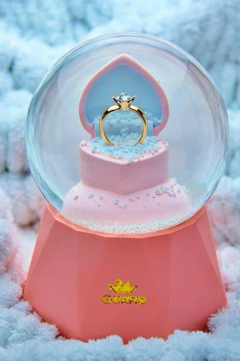 Diamond Engagement Ring Color Changing Musical Snow Globe LED Musical ...