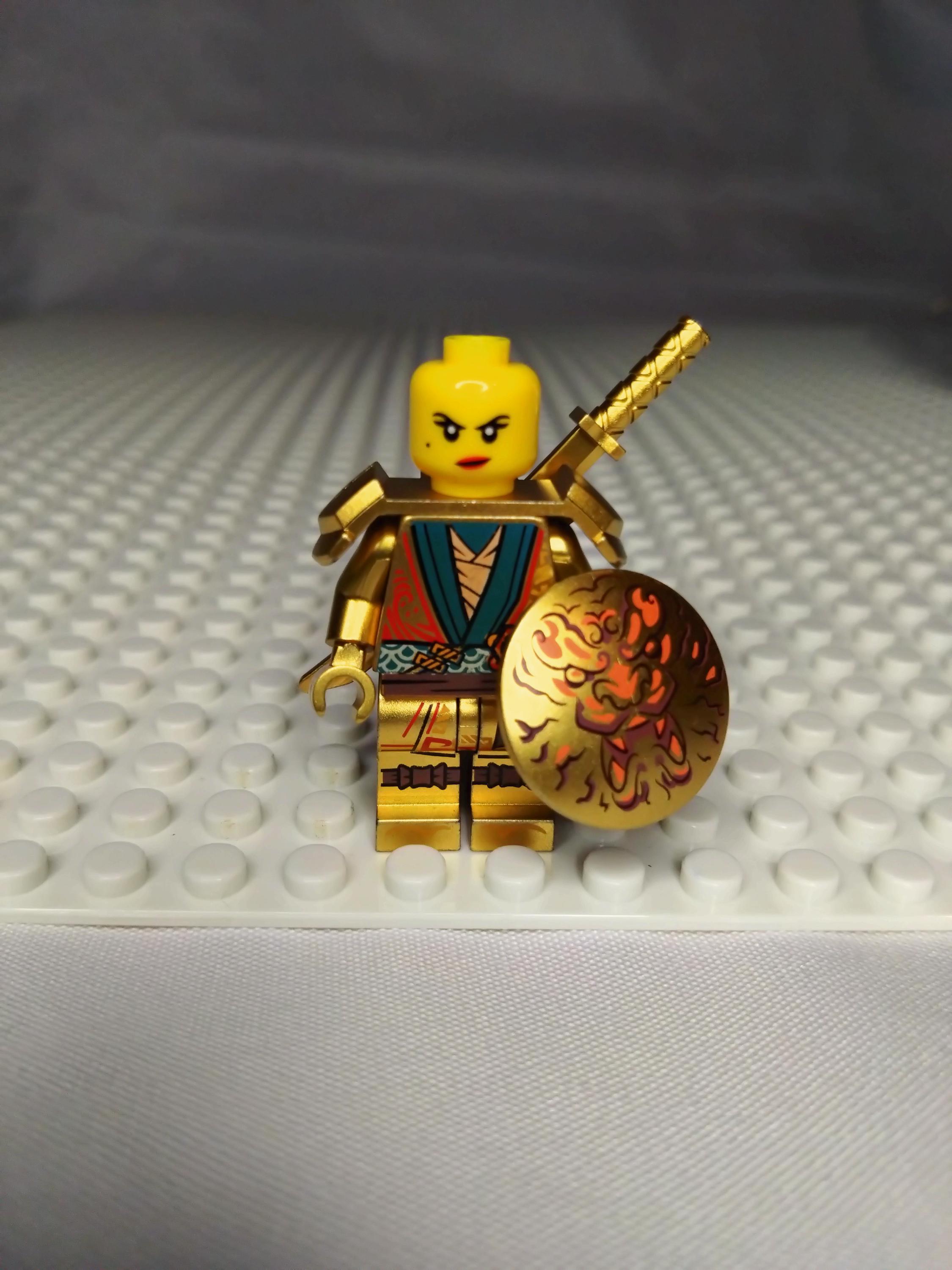 Ninjago 8x Gold Minifigures With Shields, Weapons and Helmets Custom ...