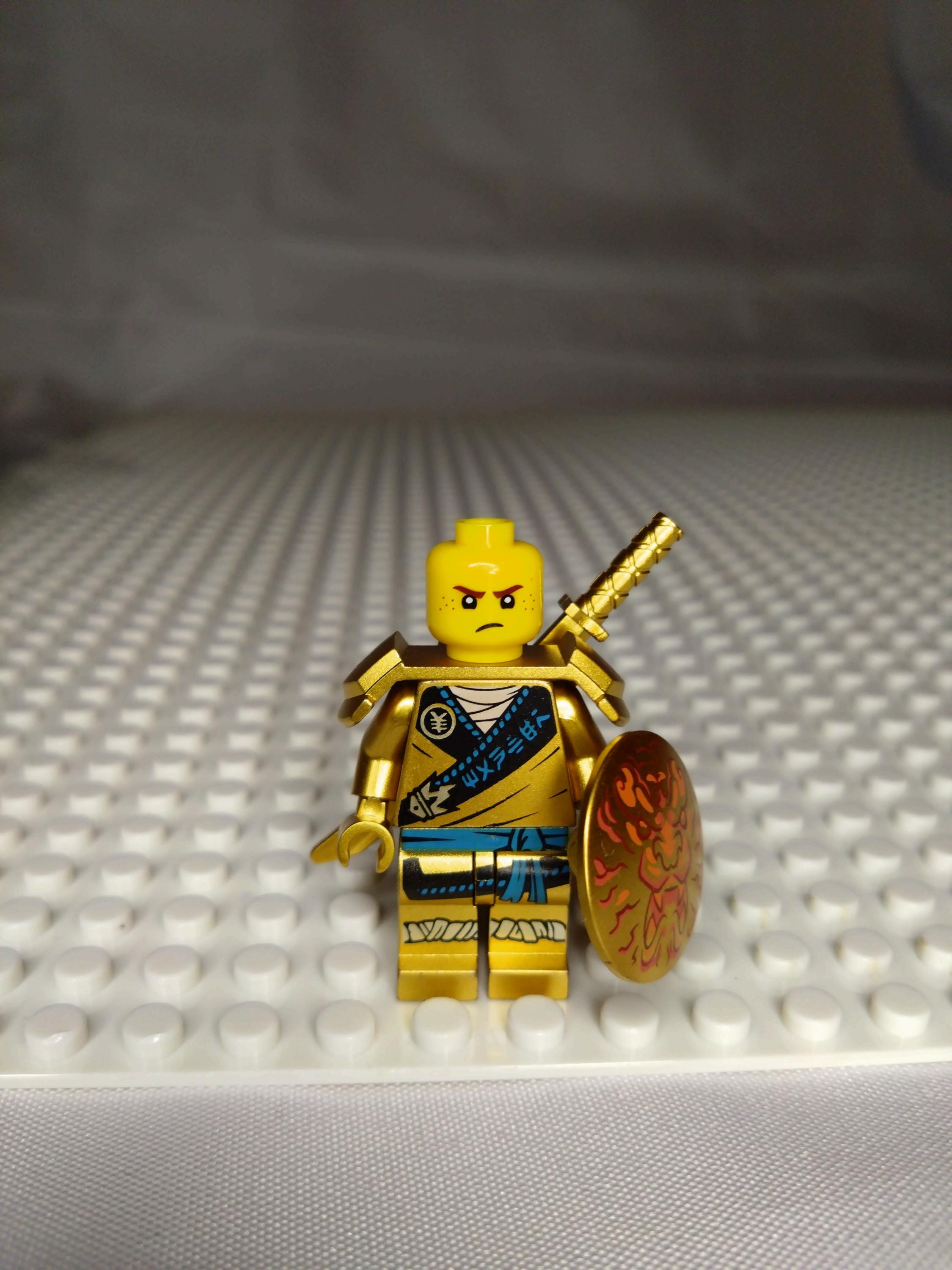 Ninjago 8x Gold Minifigures With Shields, Weapons and Helmets Custom ...