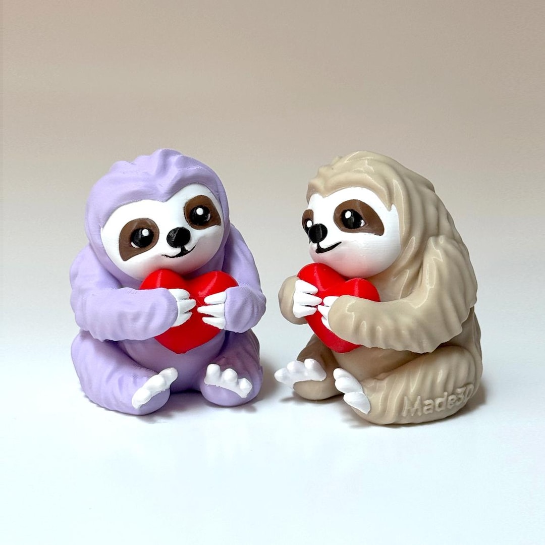 3D Printed Sloth Hugging Heart Figurine - Etsy