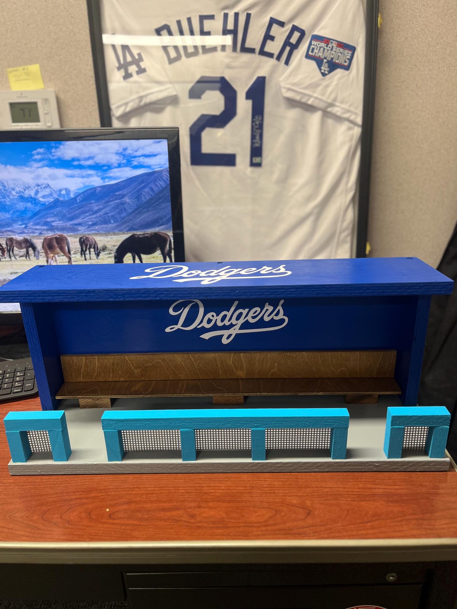 Dodgers Logo Bobblehead Dugout - Etsy