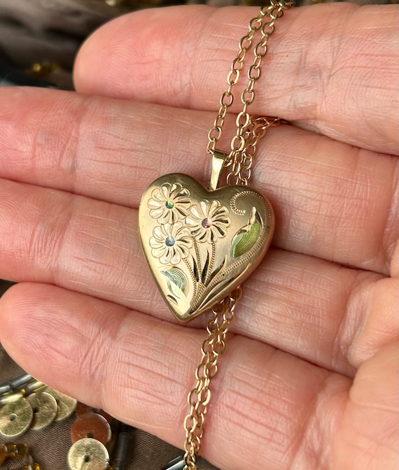 Vintage 1950s Heart Locket 14k Gold PPC Hand Engraved… - Gem