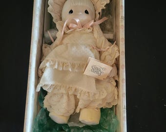 Precious Moments Doll "tippy Toes" #4256 12" Mini-doll - Etsy