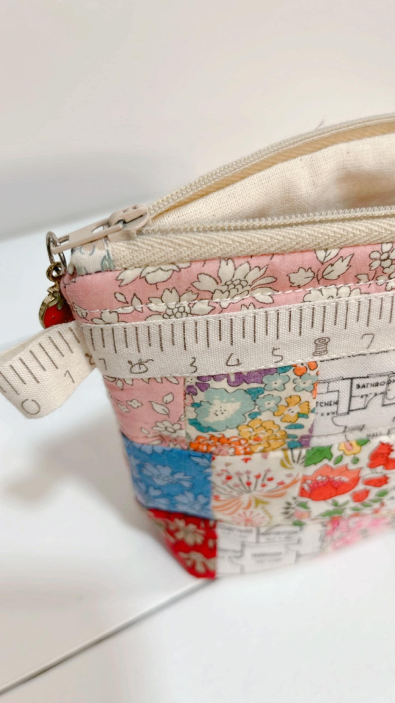 Pretty Patch Pouch | PDF Pattern - Etsy