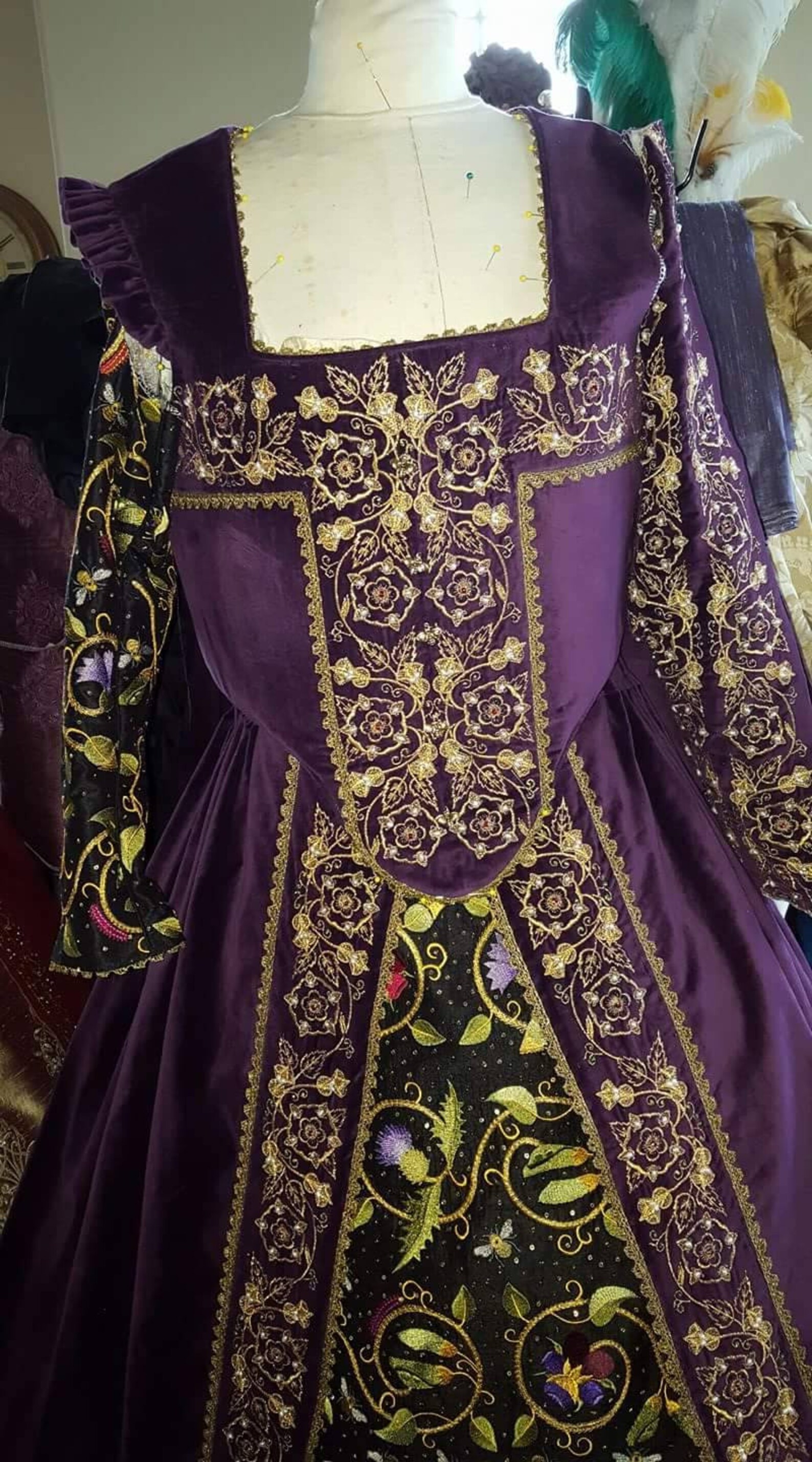 Women's Plus Size - Elizabethan Costume, Bridal Gown, Renaissance Dress ...