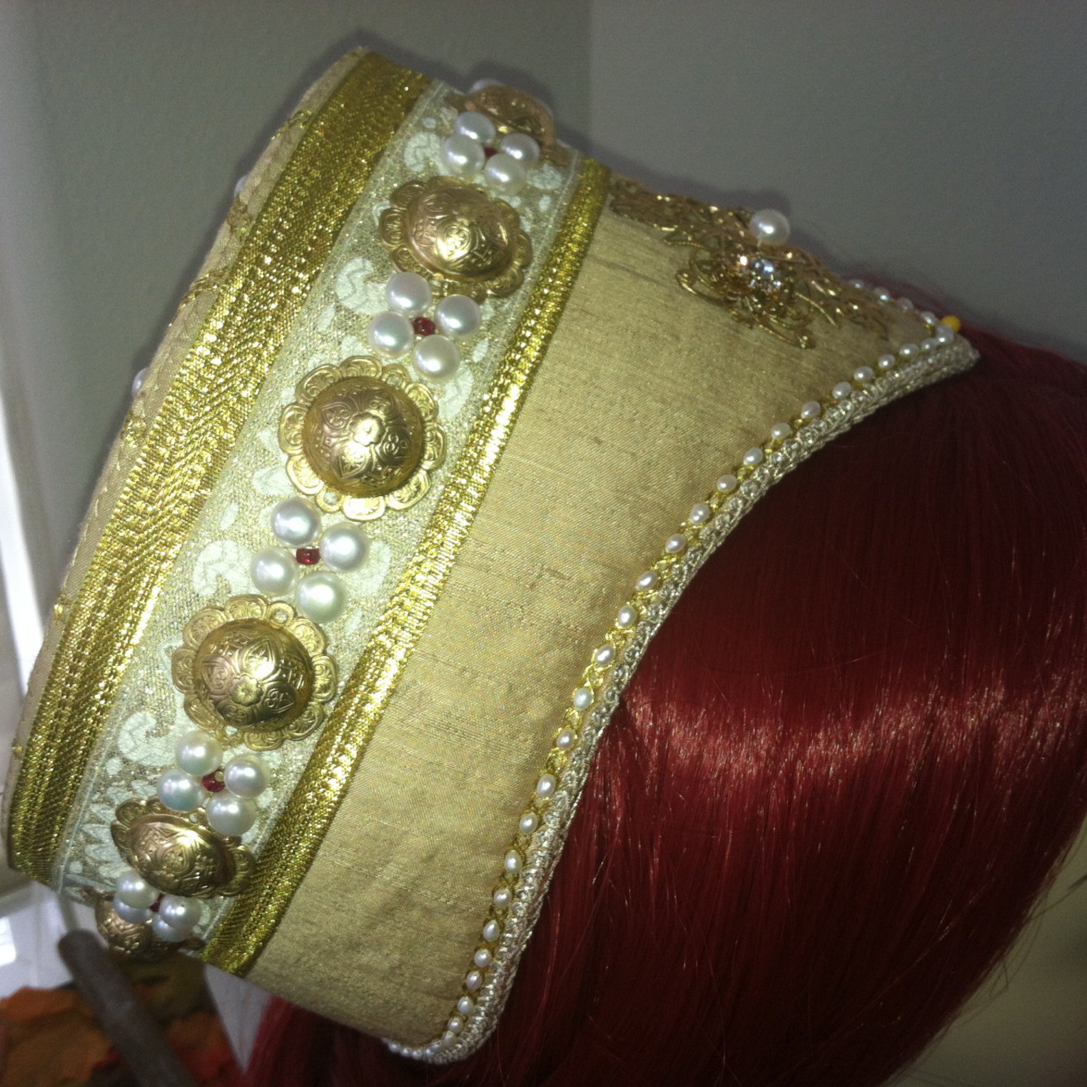 Women's Elizabethan, Renaissance, Italian Escoffion With Authentic ...