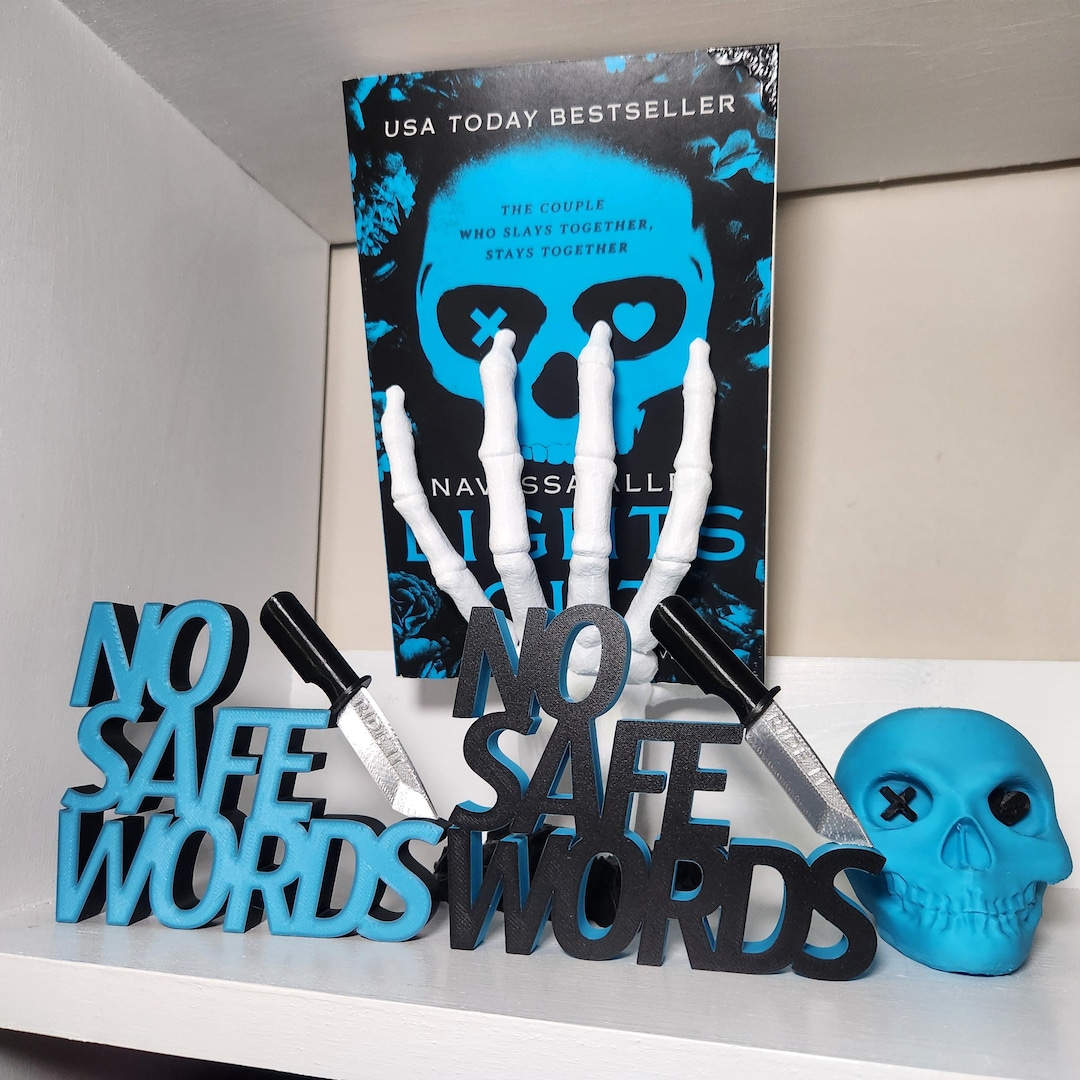 Customizable Lights Out No Safe Words Standing Sign With Knife - Etsy