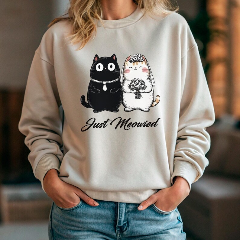 Romantic Wedding Cats Sweatshirt, Just Meowied Bridal Cat Love Gift for ...