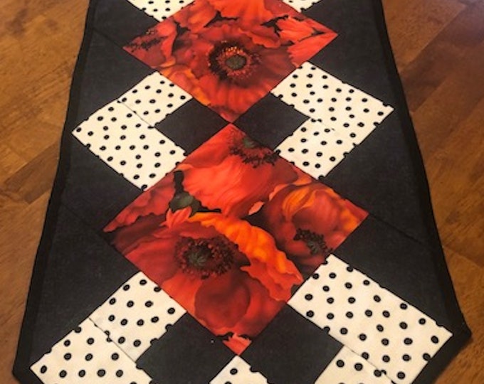 Red Poppy Black and White Stunning Quilted Table Runner Dresser Scarf ...