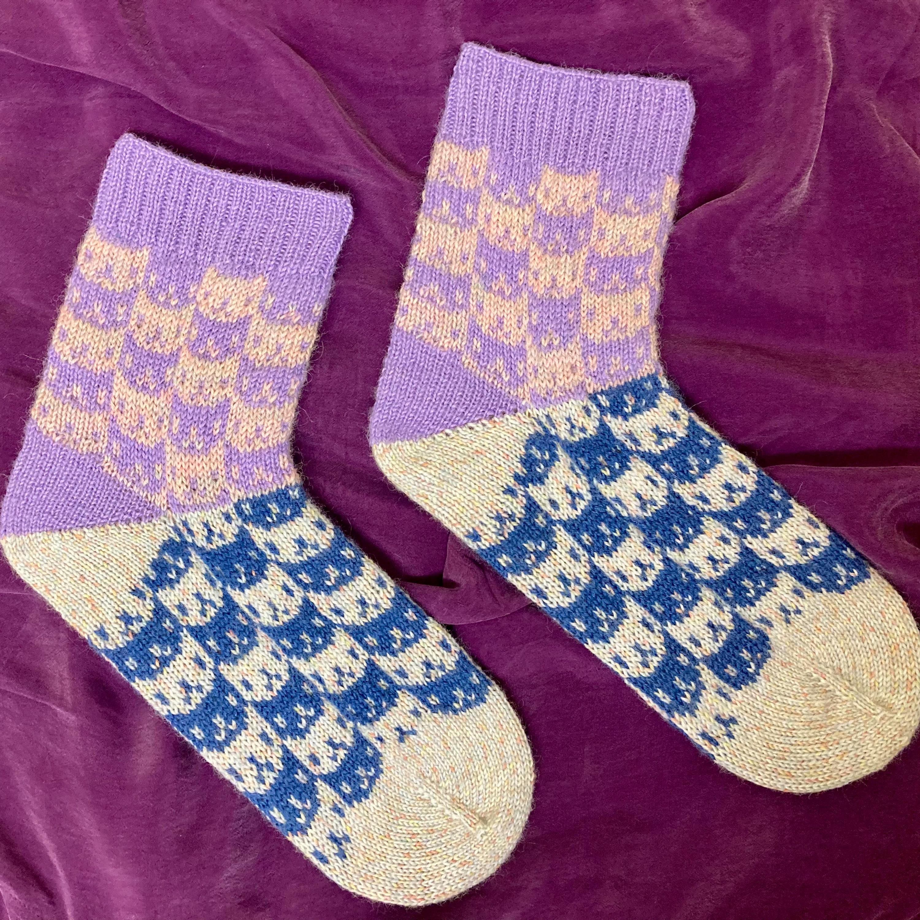 Cuddly Cats Socks PDF Knitting Pattern (ENGLISH) – Cute Colorwork Socks ...