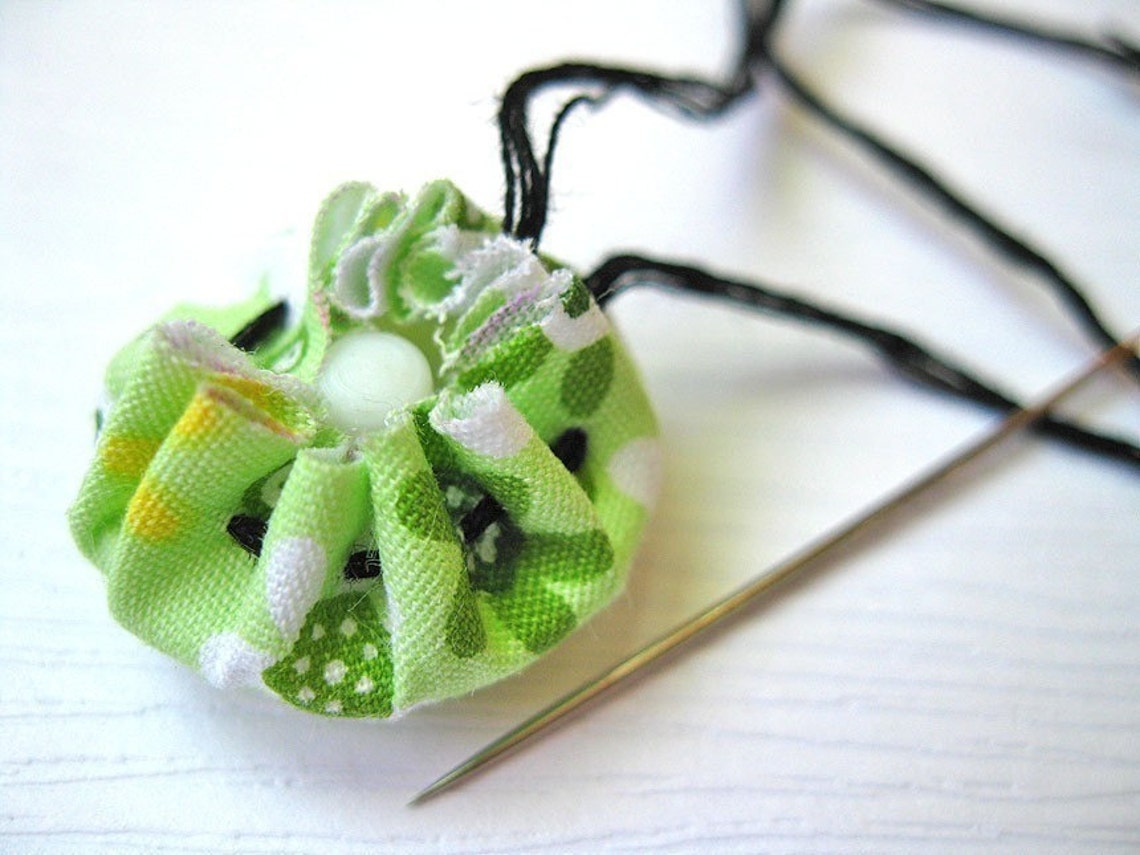 Sewing Buttons / Fabric Buttons Leaves 6 Large Fabric - Etsy