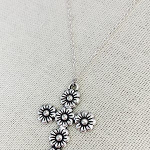 Lady Morgana Pendragon Merlin Antiqued Silver Flower Floral Cross ...