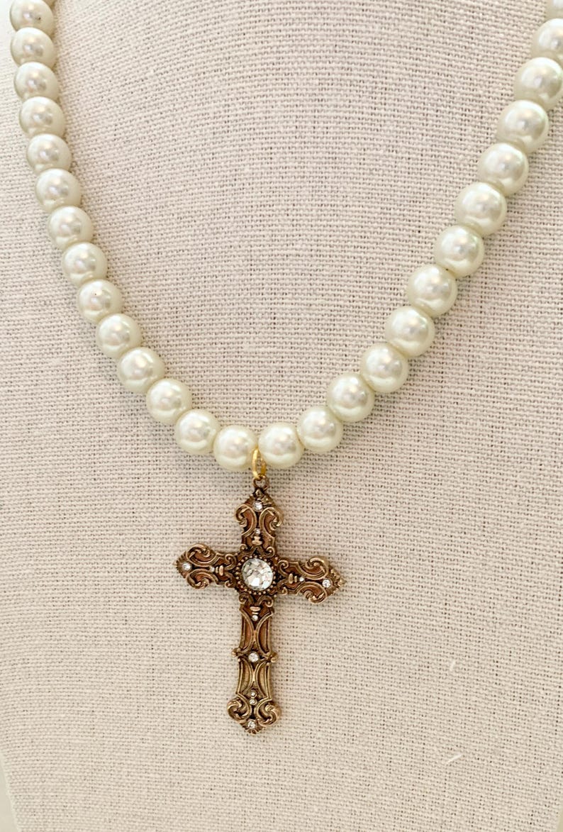 FINAL QUANTITY Queen Elizabeth Tudors Gold Cross Crystal Cream Pearl ...