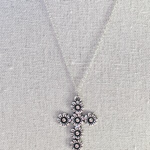 Lady Morgana Pendragon Merlin Antiqued Silver Flower Floral Cross ...