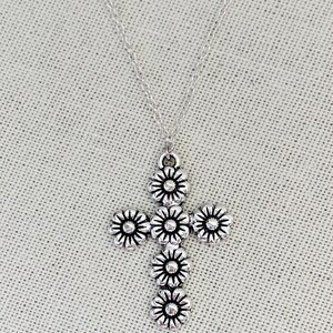 Lady Morgana Pendragon Merlin Antiqued Silver Flower Floral Cross ...