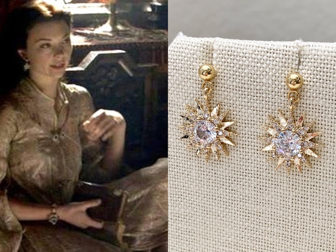 Anne Boleyn Gold Star Sun Charm CZ Stud Earrings Tudors - Etsy