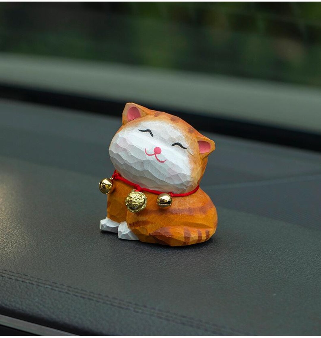 Hand-carved Wooden Cat Figurine Lucky Cat Car Dashboard Ornament Car ...