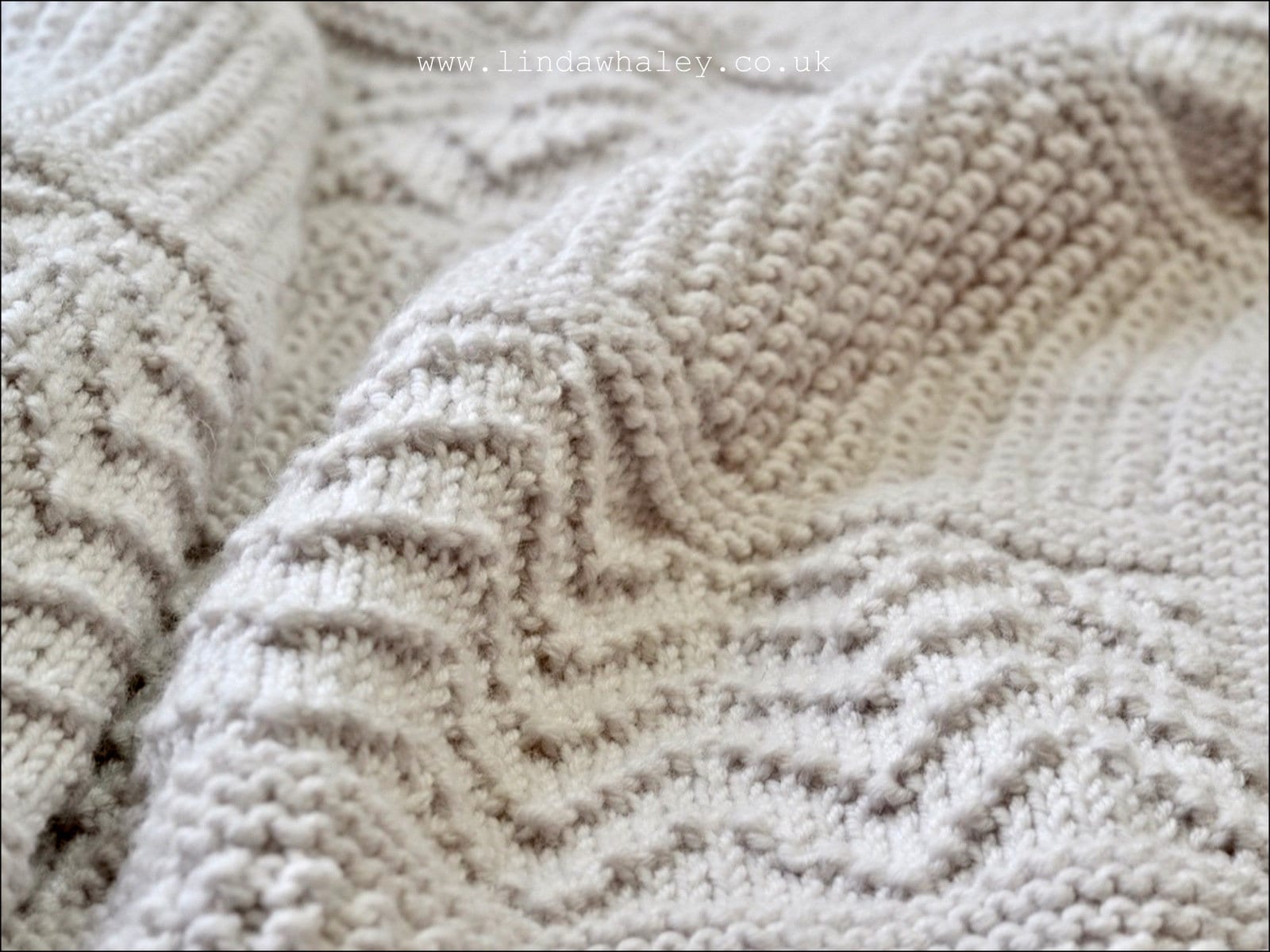 SIMPLE BLANKET / AFGHAN Knitting Pattern Eris Blanket - Etsy