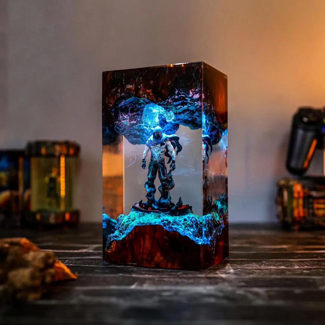 Omen Val.or.ant Game Handmade Resin Lamp,diorama Resin Epoxy,epoxy and ...