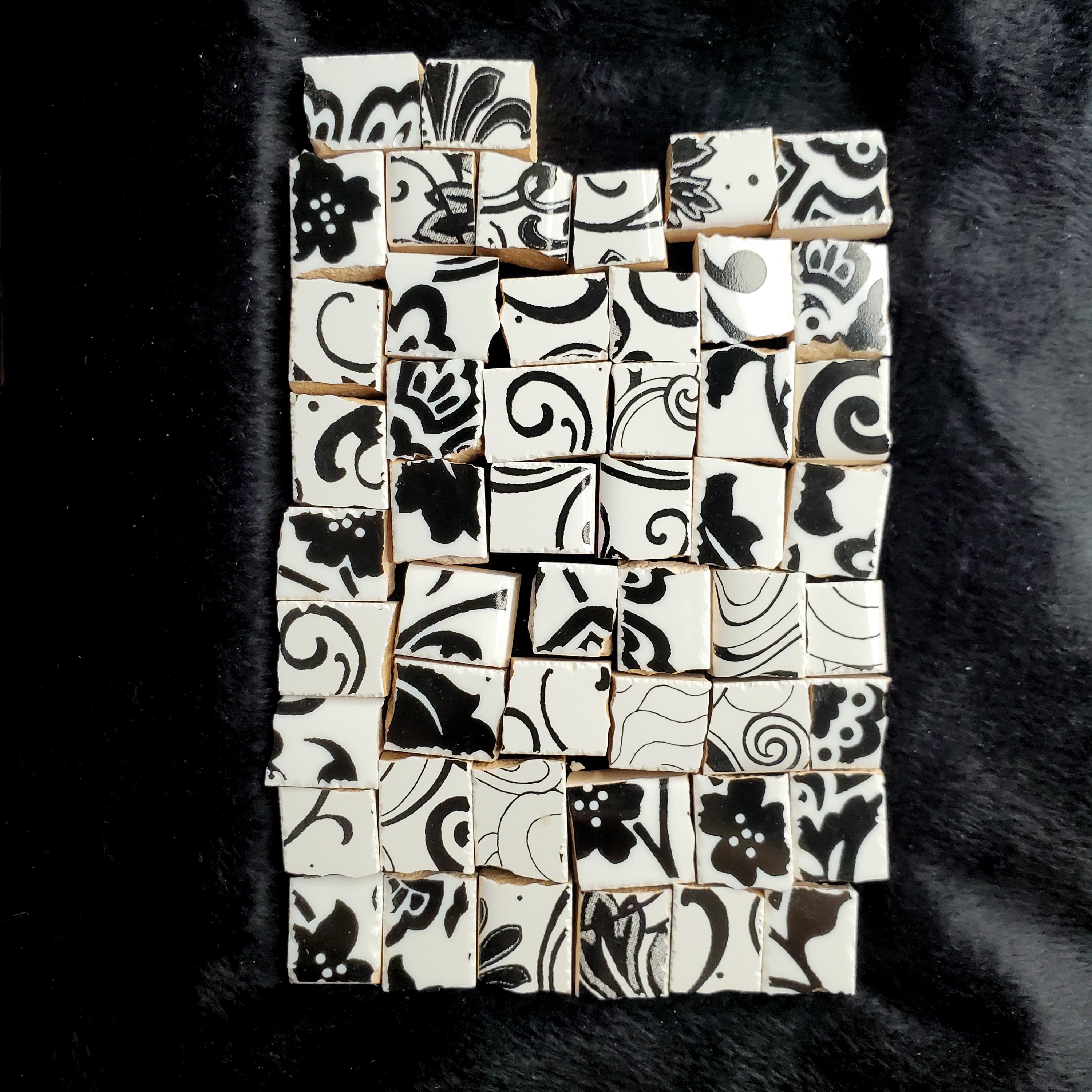 Black and White Design Mosaic Tile Mix, Set of Small Assorted Pieces ...