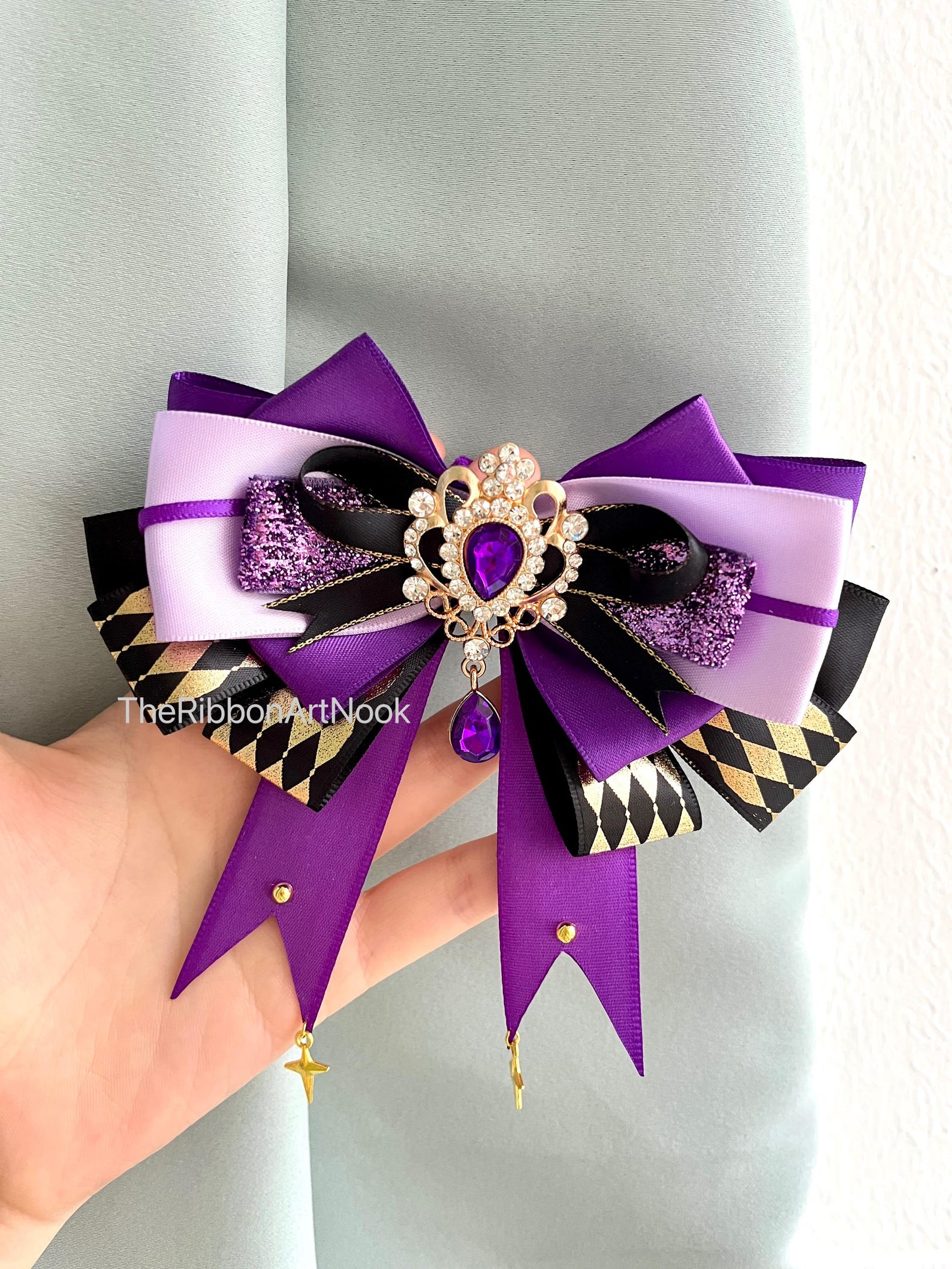 Dije de lazo de cinta inspirado en Charlie Light and Night, morado ...