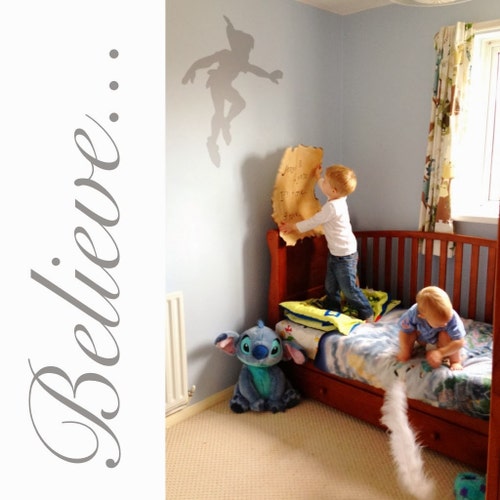 Disney Peter Pan and Wendy Flying Silhouette | Etsy