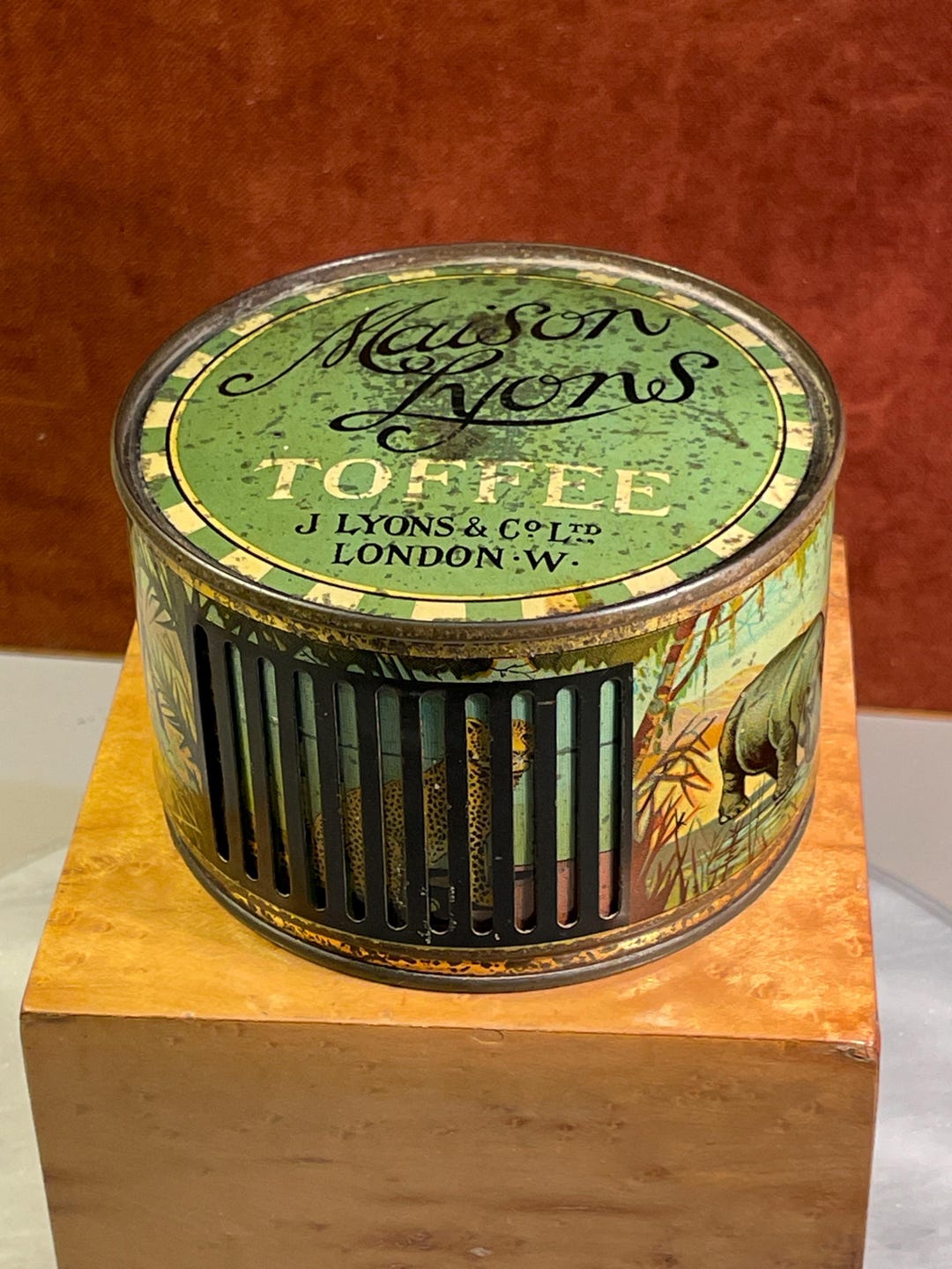 KA542 1920s Lyons Toffee Tin: Animated Zoo, British Made - Etsy