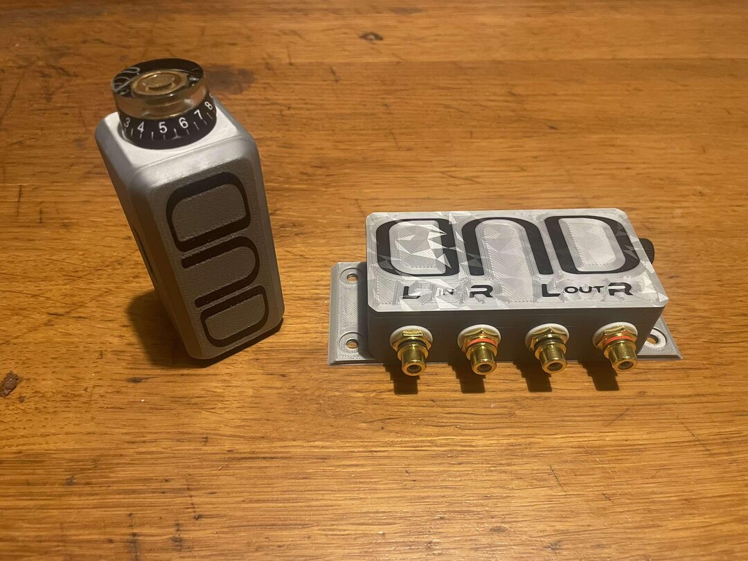 3D Printed Bass Knob – Volume Control With Voltmeter for RCA Audio ...