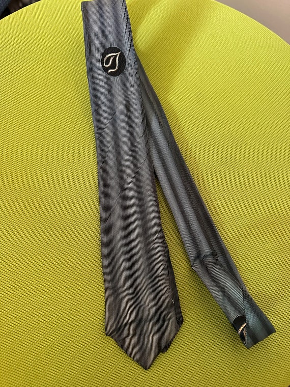 1960's Sharkskin Tie - Monogram J - MOD - Gem