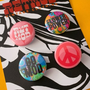 RETMOD SPECIAL EDITION, Groovy 60s 70s Themed, Retro Inspired Buttons ...