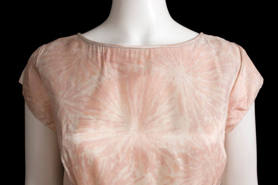 Lovely Vintage 50s 60s Light Pink Fireworks Pattern H… - Gem