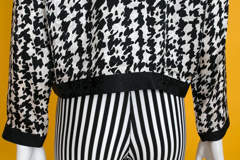 Cute Vintage 90s Black & White Abstract Print Classic Border | Etsy