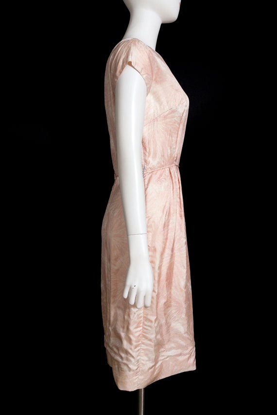 Lovely Vintage 50s 60s Light Pink Fireworks Pattern H… - Gem