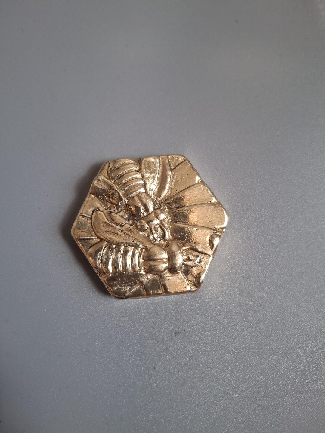 Aluminum Bronze Bees on a Flower Medallion - Etsy