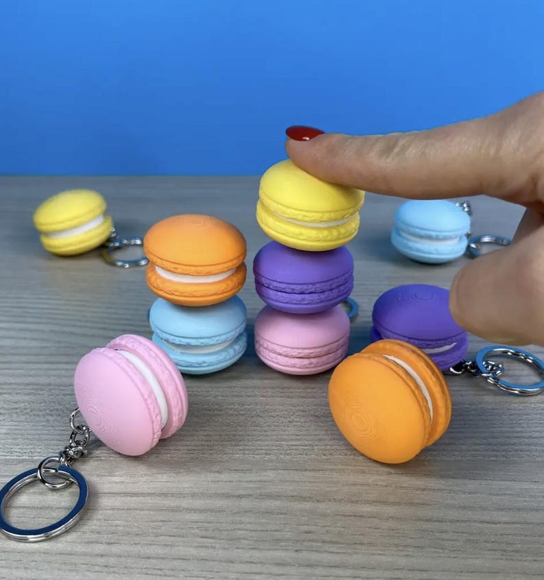 Clicky Macaron Keychain | 3d-printed Fidget Toy | Cute and Portable ...