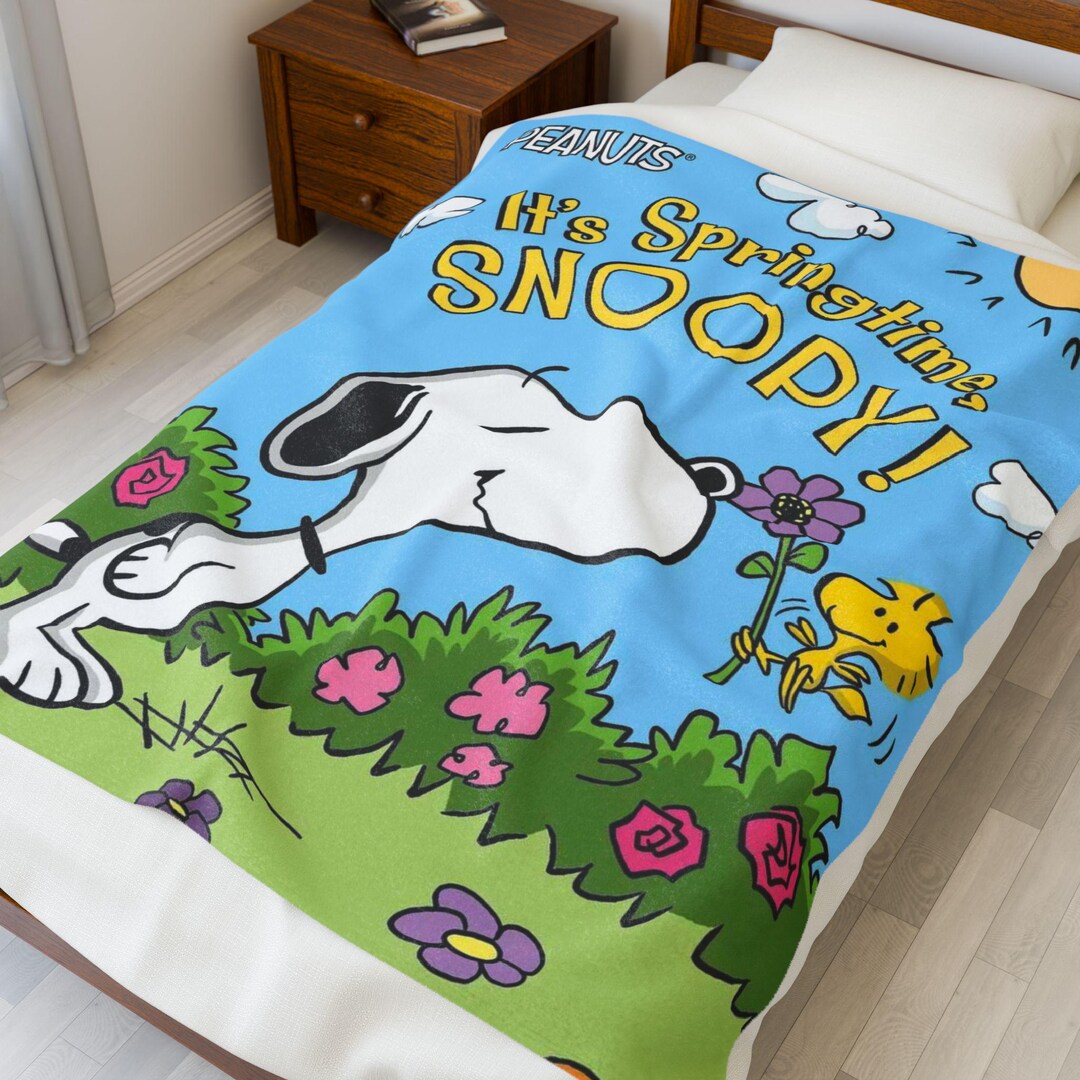 Springtime Snoopy Plush Blanket, Cozy Throw, Peanuts Cartoon, Home ...