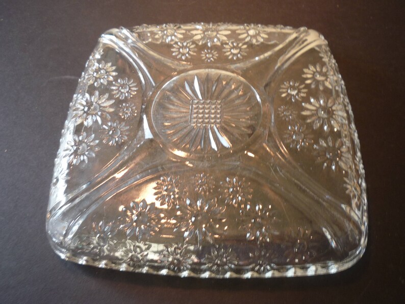 Serving Dish Daisy Sunflower Pattern EAPG Mid Century 1940s - Etsy