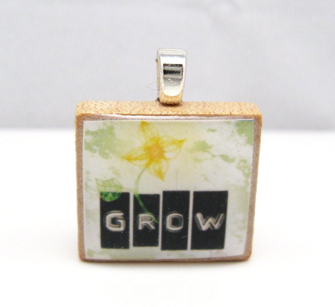Grow Scrabble Tile Pendant - Label Maker Design With Daffodil - Etsy