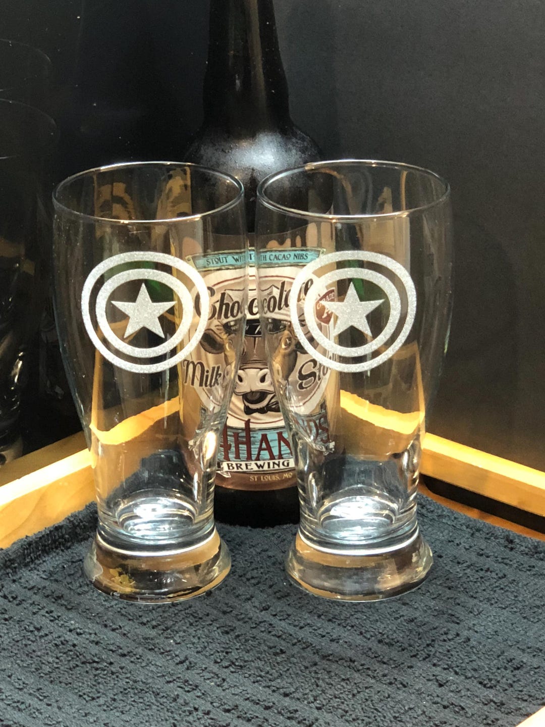 A Pair (2) of Engraved Captain America Pilsner Glasses. Marvel, Captain ...
