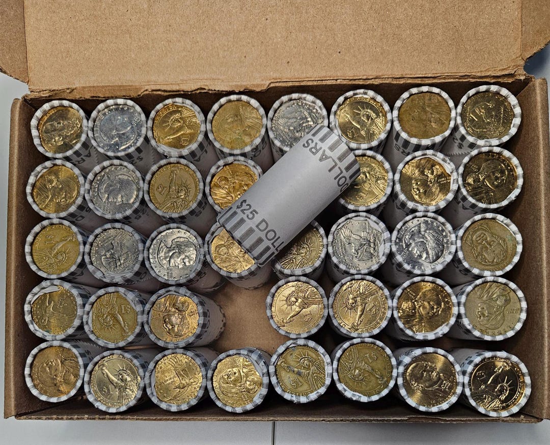 1 Roll 25 1 Dollar Coins FED Rolled.. Susan B Anthony, Sacagawea ...