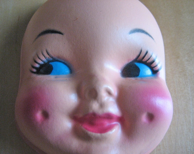 4 Vintage Molded Plastic Doll Faces - Etsy